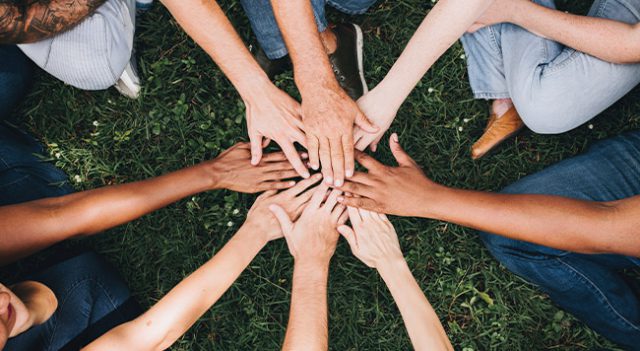 15 of the Best Team Building Icebreakers